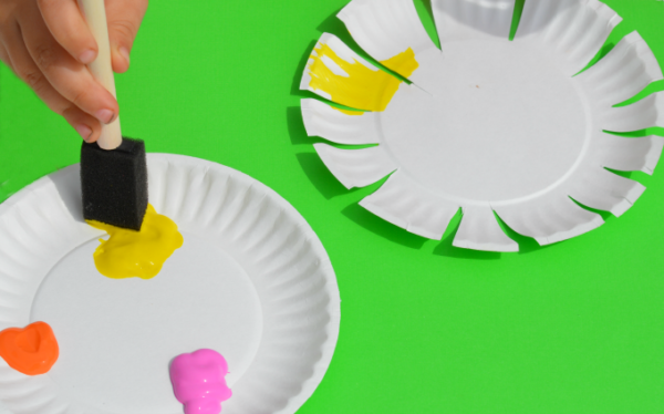 Paper Plate Flower Craft for Kids - The Resourceful Mama