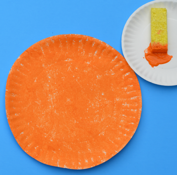 Sponge Painted Pumpkin Craft - The Resourceful Mama